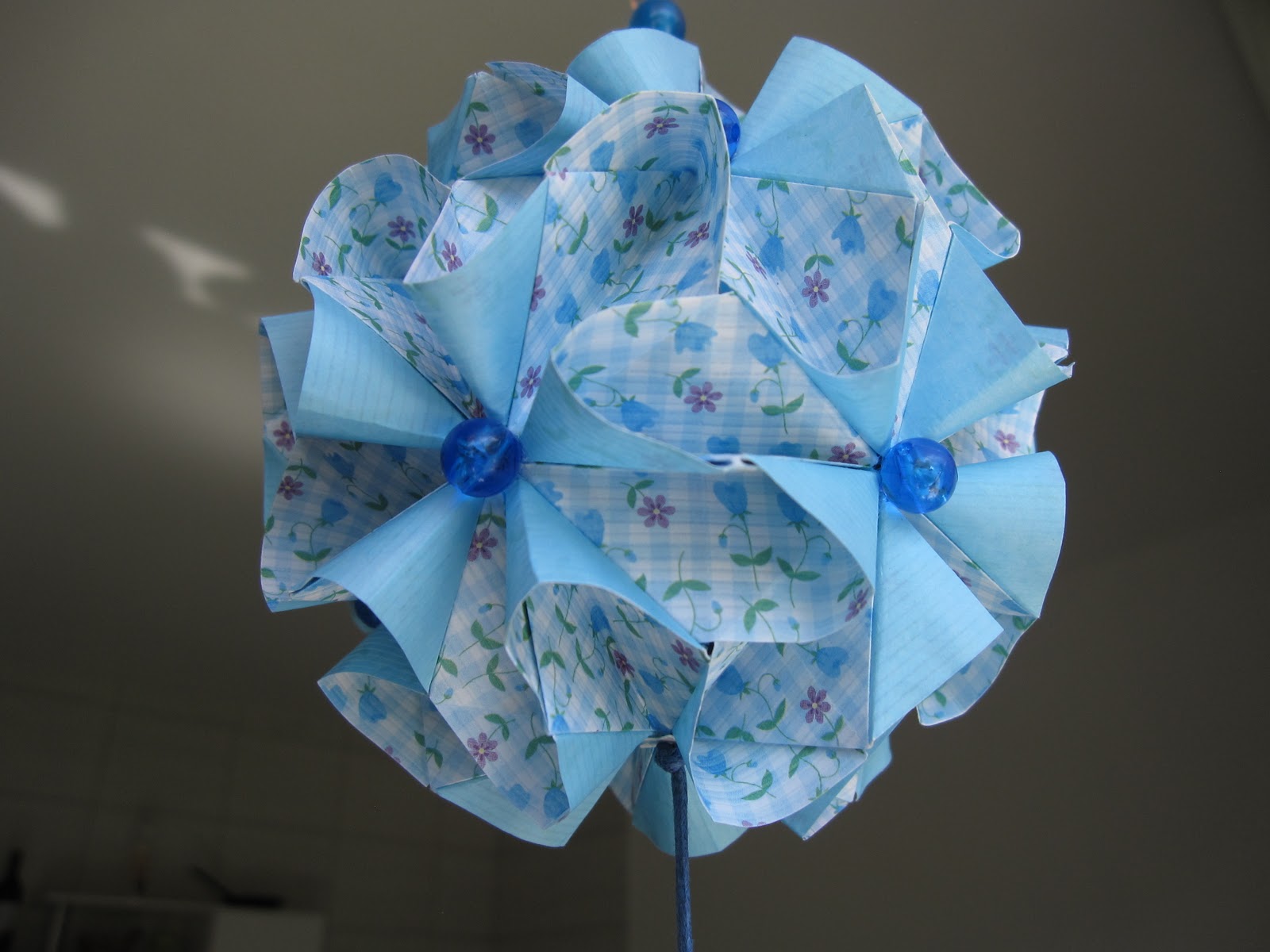 Compre Origami: Kusudama "Tsunami" Azul
