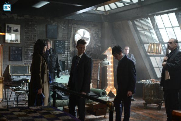 GOTHAM - Stasera in onda il mid-season finale! (SUB ITA) | Lost In A ...