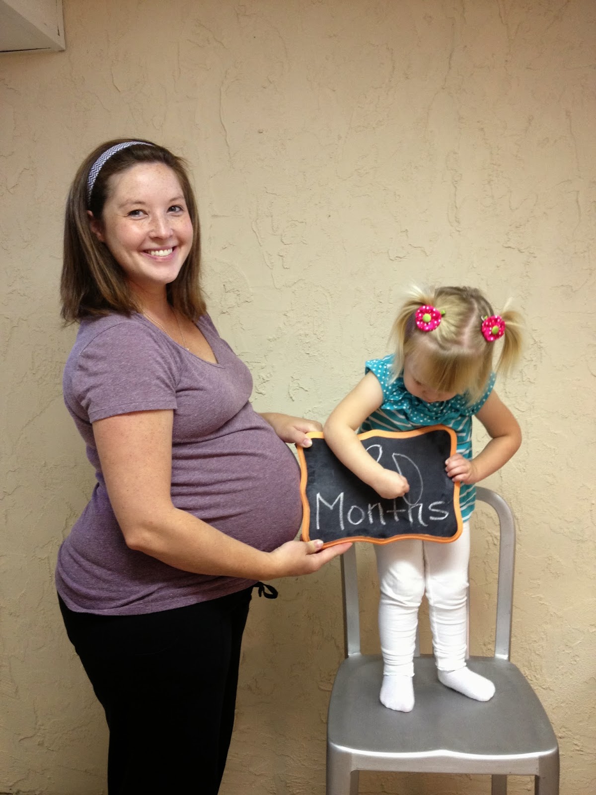 Keeping Up with the Buckners: 8 Months Pregnant