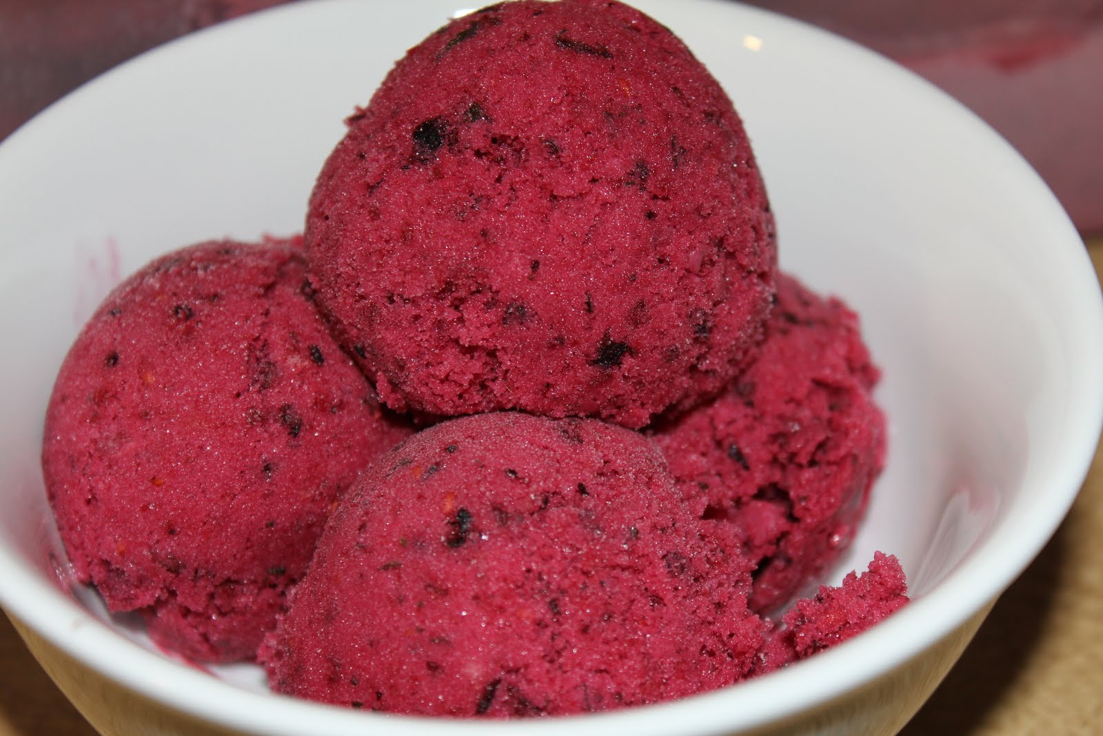 a dash of flavour: 1 Minute Berry Ice Cream