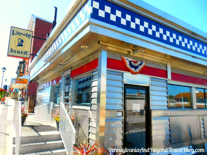 Pennsylvania & Beyond Travel Blog: Grab a Bite to Eat at the Lincoln ...