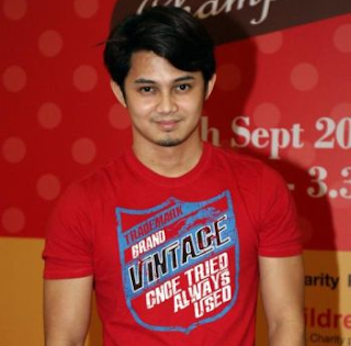 Biodata Artis: Biodata Hairul Azreen