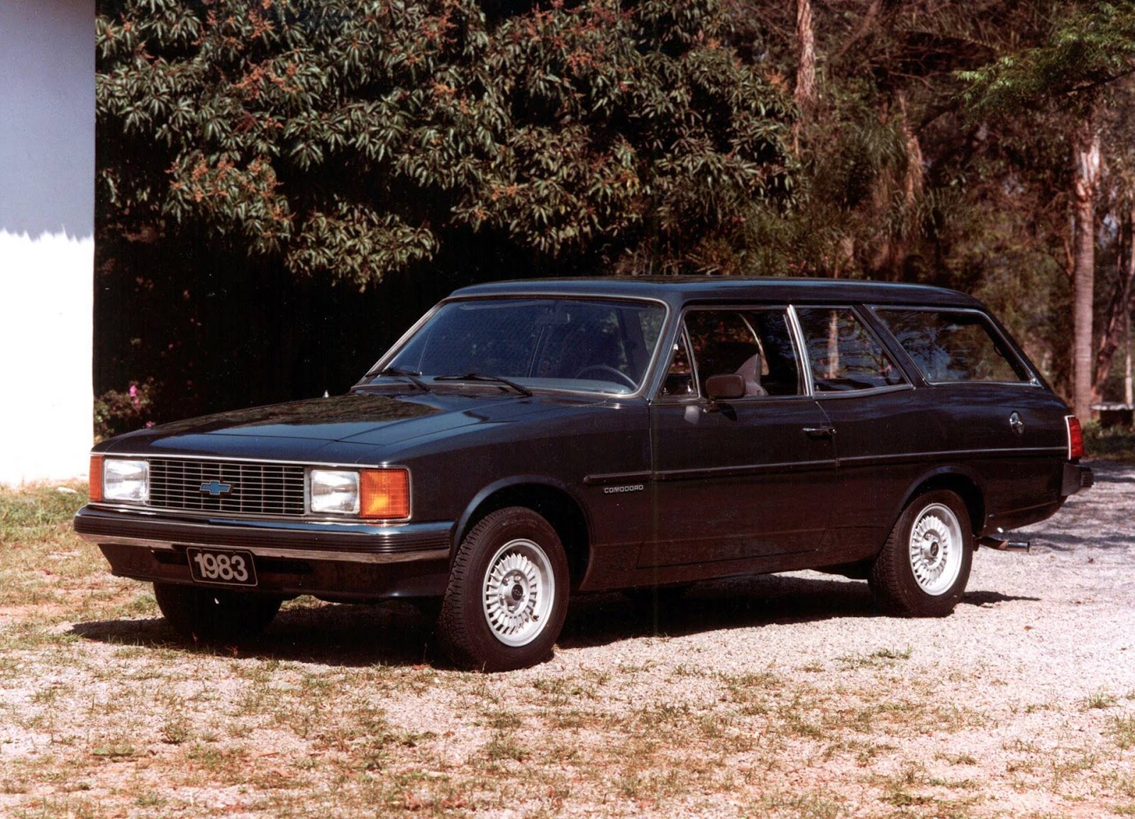 Há 50 anos chegava ao mercado brasileiro o Chevrolet Opala