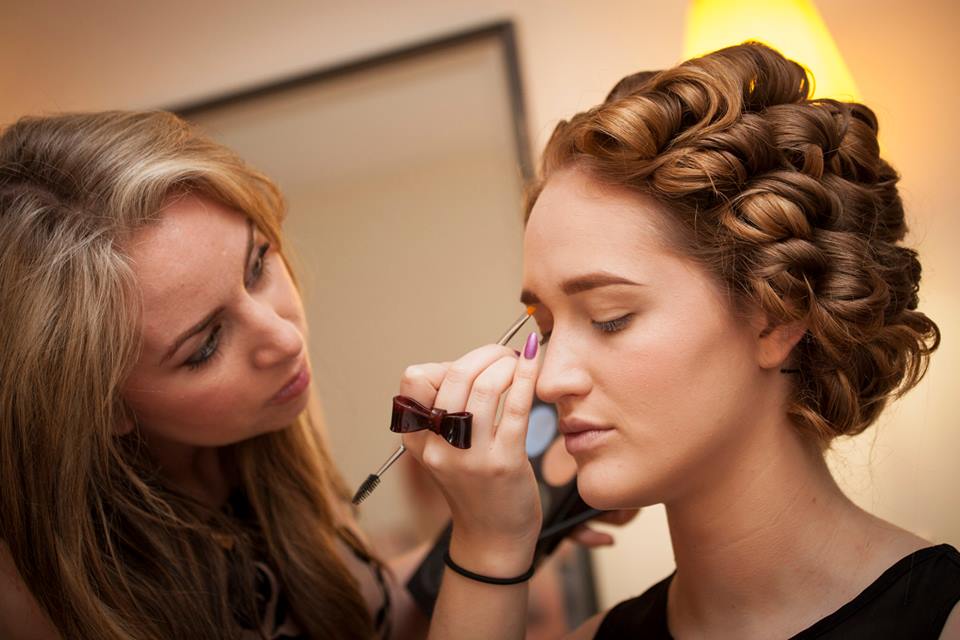 Crown Brush: Perfect Brows with The Crownbrush Eyebrow Palette