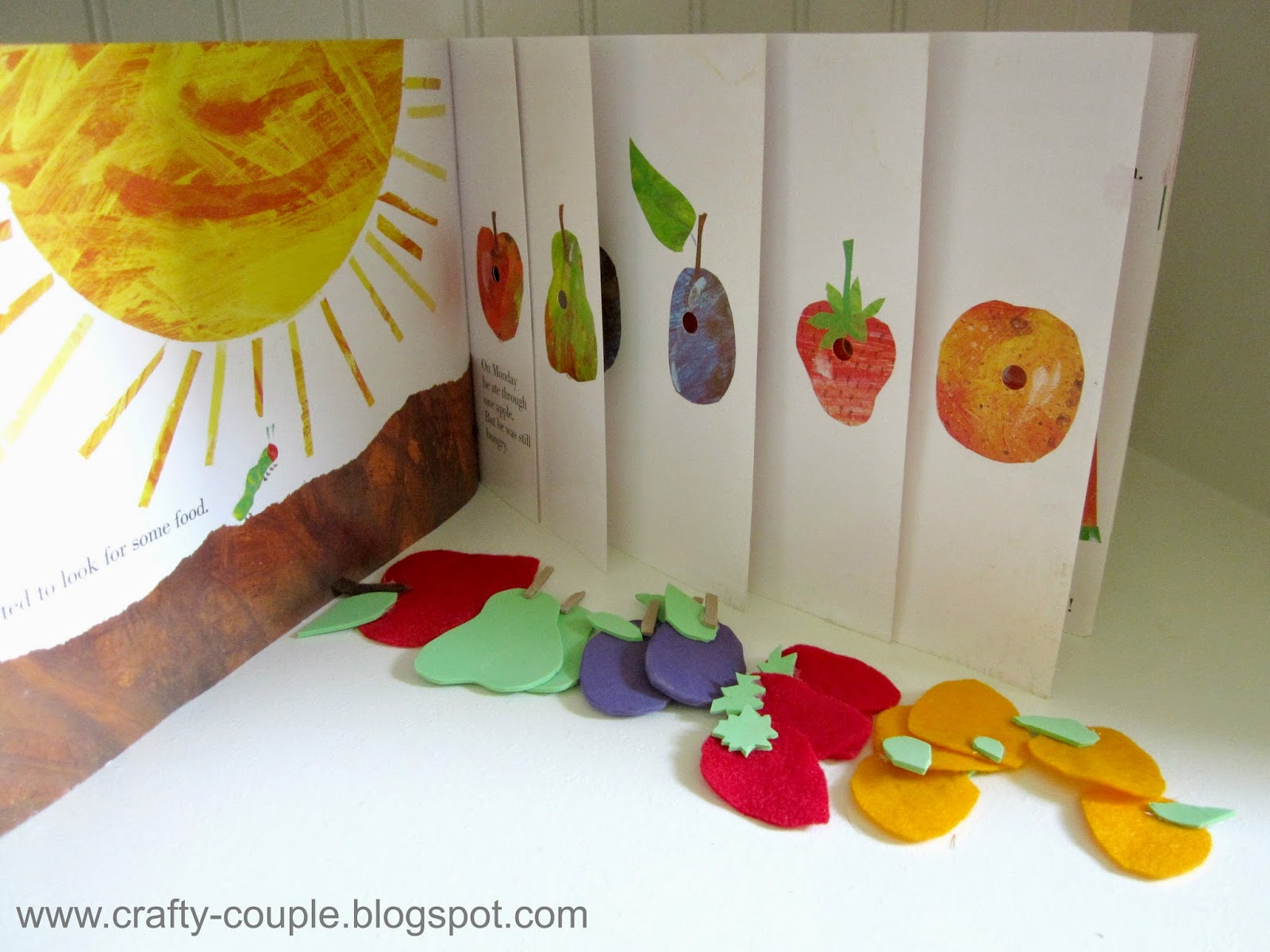 crafty couple: The Very Hungry Caterpillar Kid Craft