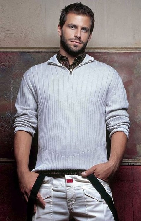 Varones: Hombres Rostros