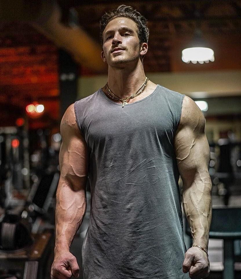 the beauty of male muscle: Brandon