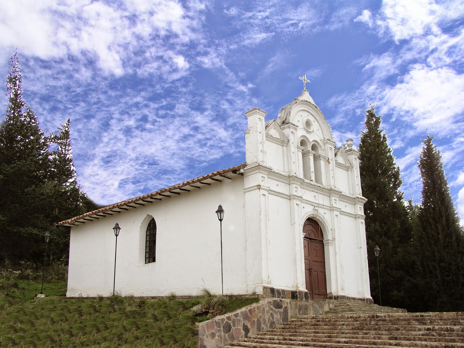 SUGAMUXI TOUR: TIBASOSA: EL JARDIN DE BOYACÁ