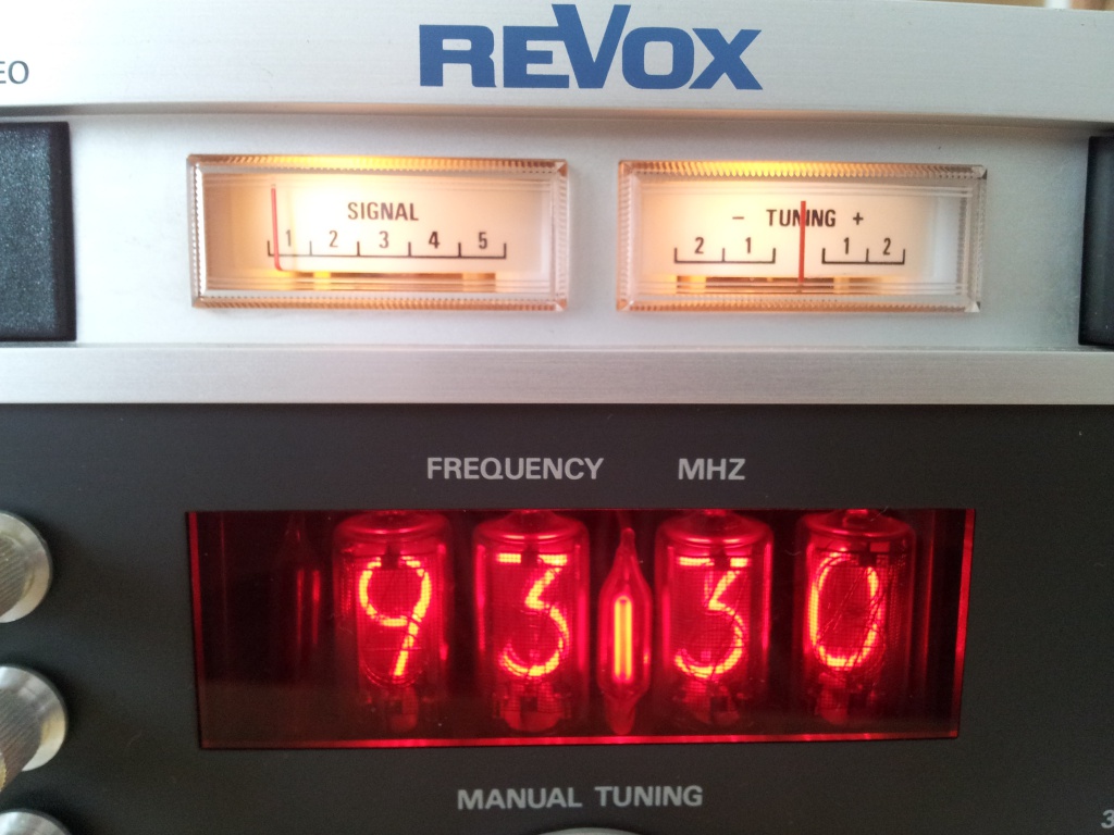 The Seductive Steampunk Look of Nixie Tube Displays! | Gadget Explained ...