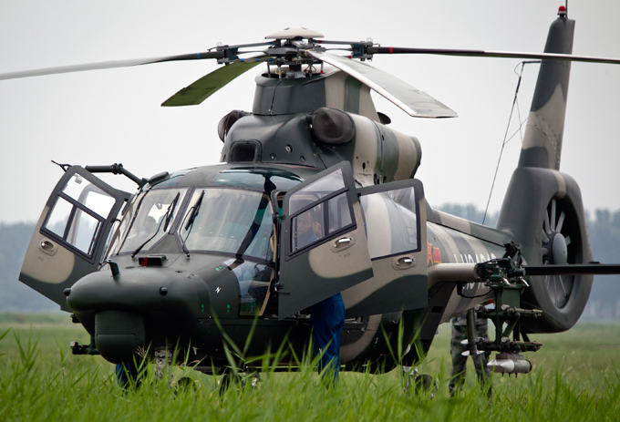 Desarrollo y Defensa: La Foto: Helicoptero de ataque Z-9 (China)