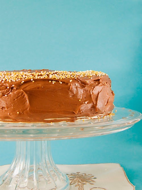 RECEPTI ZA SVE PRILIKE : MONA TORTA