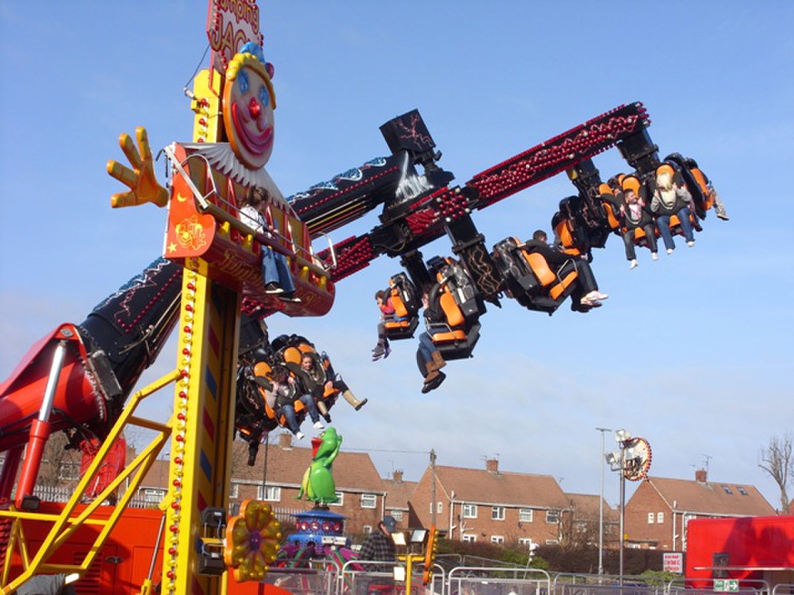 North East and Yorkshire Fun Fair Pics: 2011 Noble's Funfair Photos