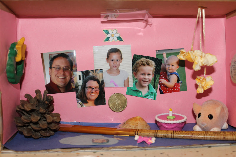 Little Details: Family diorama