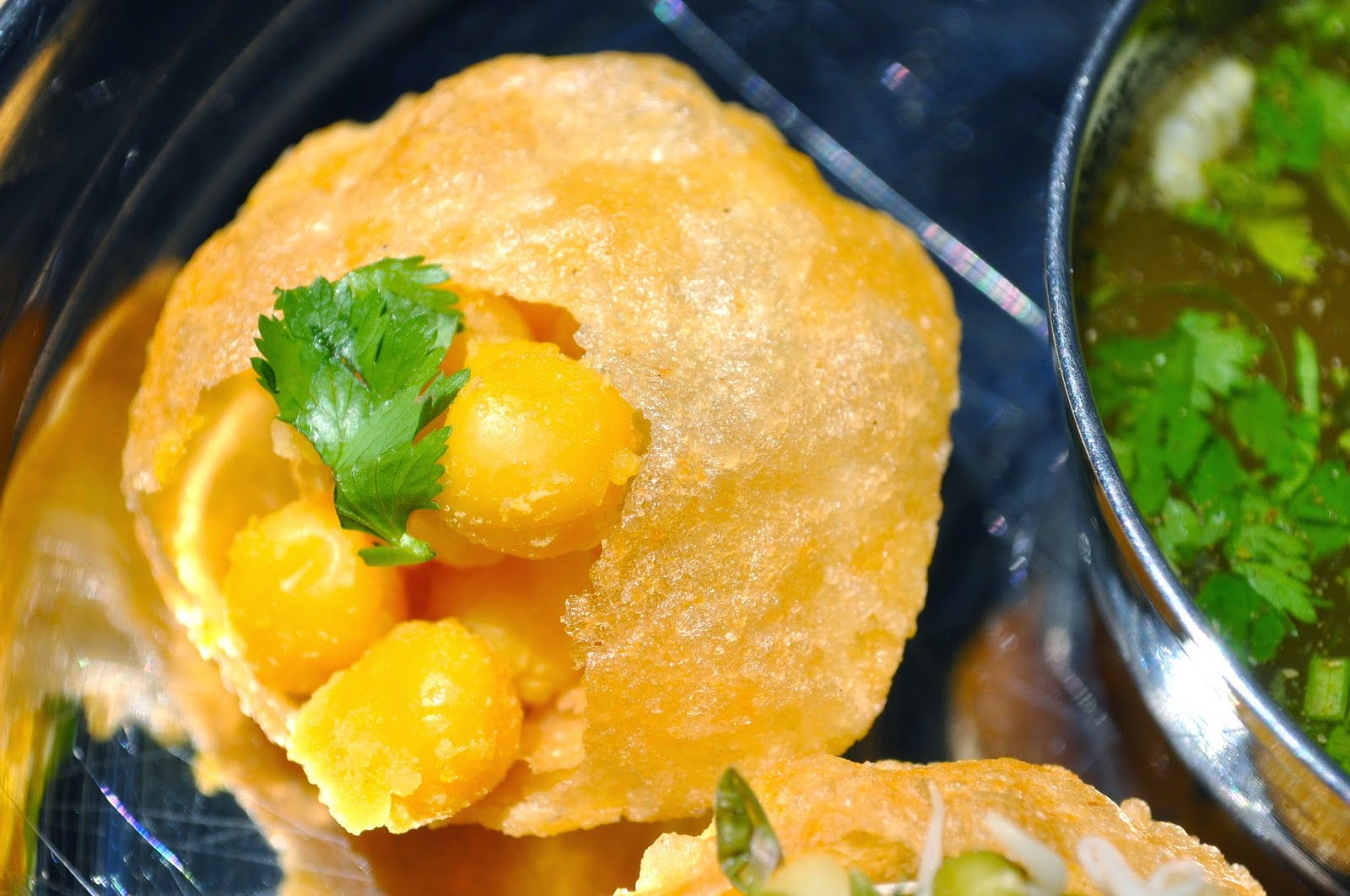 Cooking with Meena: Pani Puri/ Gol Guppa/ Puchka