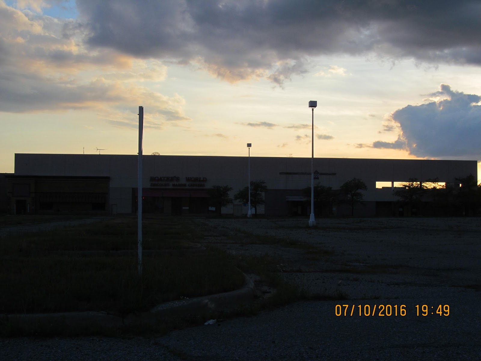 Trip to the Mall: Summit Place Mall- [Waterford Township (Pontiac ...