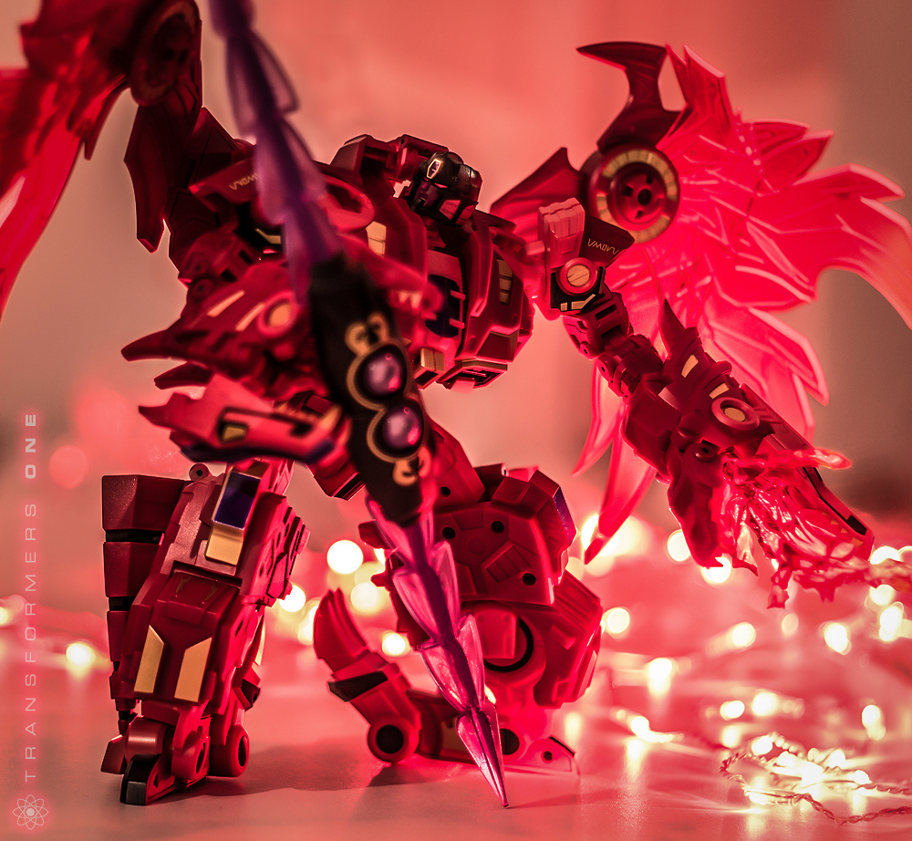 Transformers Square One: Fans Hobby MasterBuilder MB-03B The Red Dragon