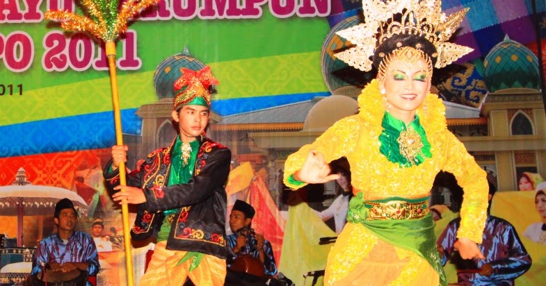 Tarian Tradisional Khas Riau.