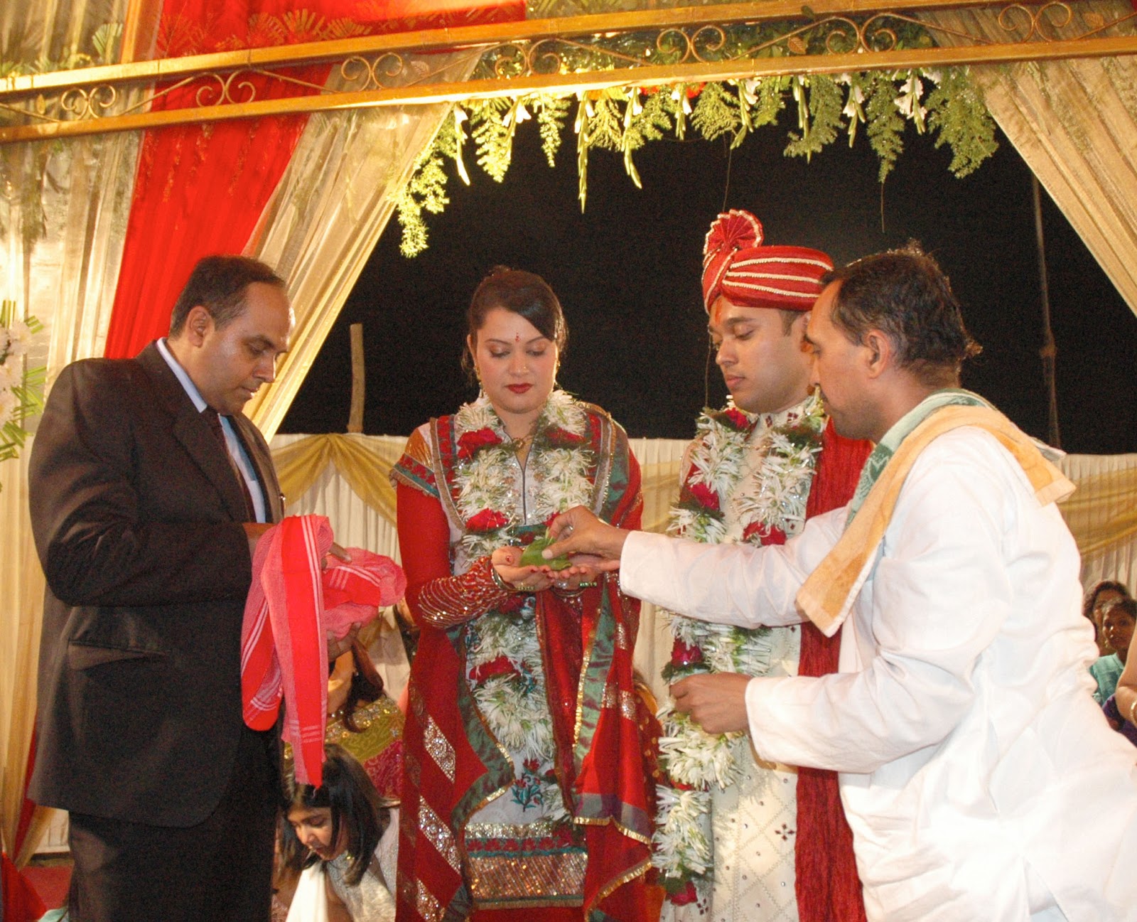 Mumbai Wedding Photographer.: Saat Phere/Saptapadi-Seven steps/Seven Vows