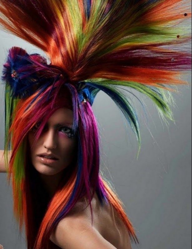 long short hairstyles: Women Stylish Hair Design & Style Looks Stylish ...