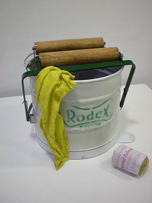 Vintagería: Fallece el inventor de la fregona española Rodex, Manuel ...