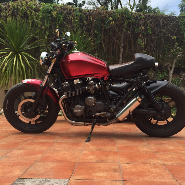 TRANFORMASI HONDA CBX 750P : CBX 750 Pelbagai Rupa dan Warna