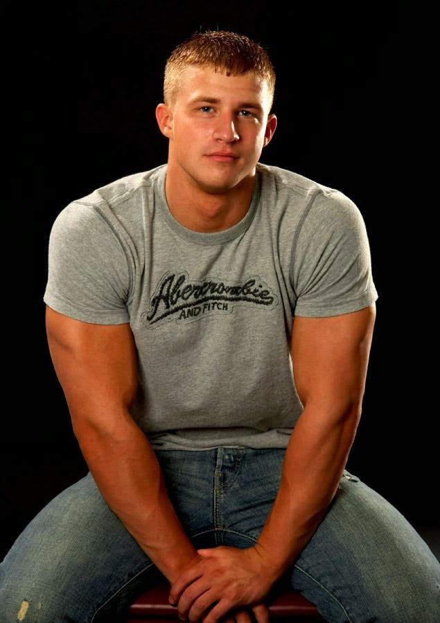 the beauty of male muscle: Tony