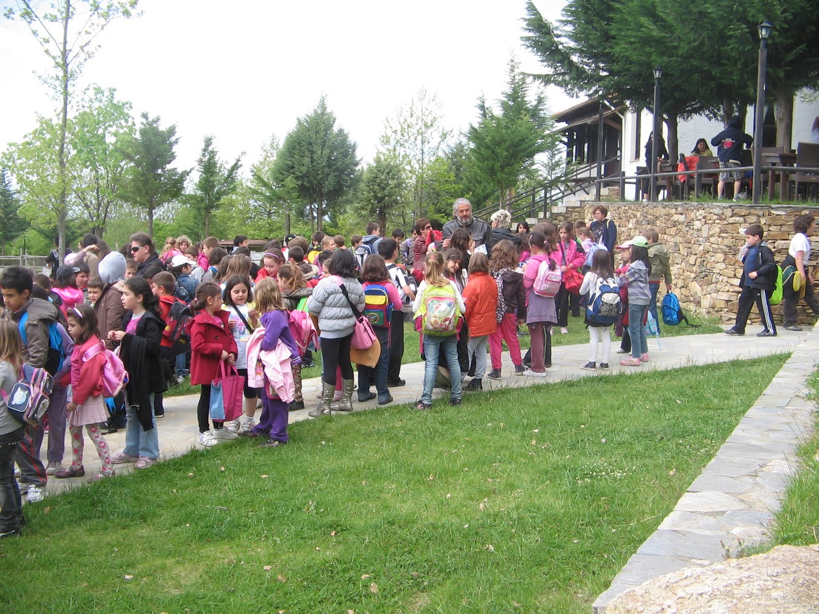 ΠΑΤΕΡΑΣ ΣΩΦΡΟΝΙΟΣ ΣΜΑΡΑΓΔΑΚΗΣ: ΕΚΠΑΙΔΕΥΤΙΚΗ ΕΚΔΡΟΜΗ ΣΤΟ ΚΤΗΜΑ ΑΓΝΑΝΤΙ ...