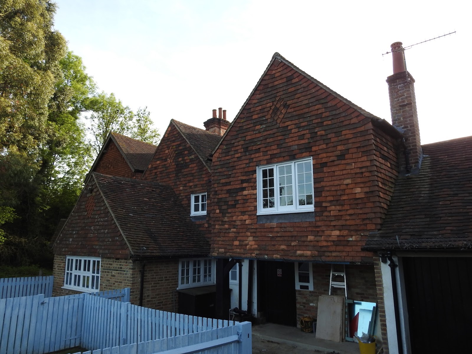 Crawley Old Town: EIGHT PICTURES: Charlwood Park