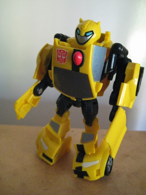 ChCse's blog: Toy Review: Transformers Animated Activator Bumblebee
