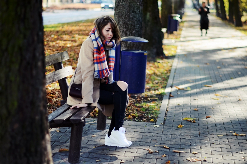 Todays outfit: beige coat & reebok classic | Jestem Kasia | Bloglovin’