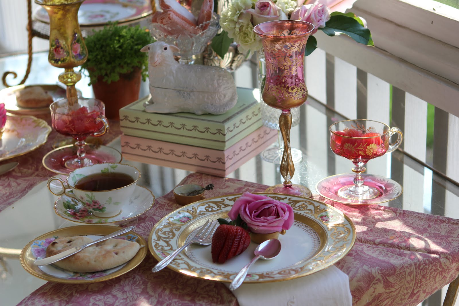 Romancing the Home: Pink Table for Spring Breakfast