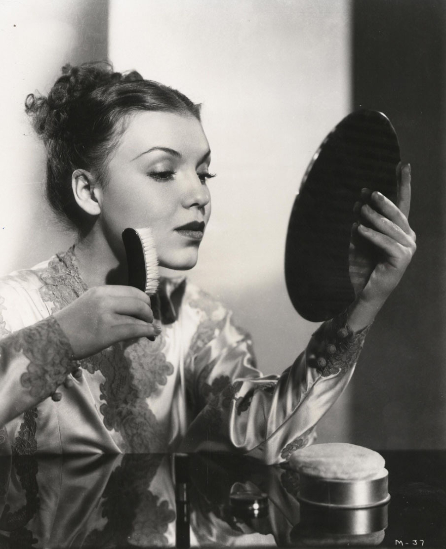 It's The Pictures That Got Small ...: May 2012