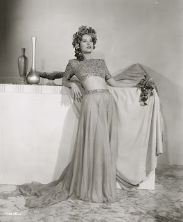 Slice of Cheesecake: Merle Oberon, pictorial