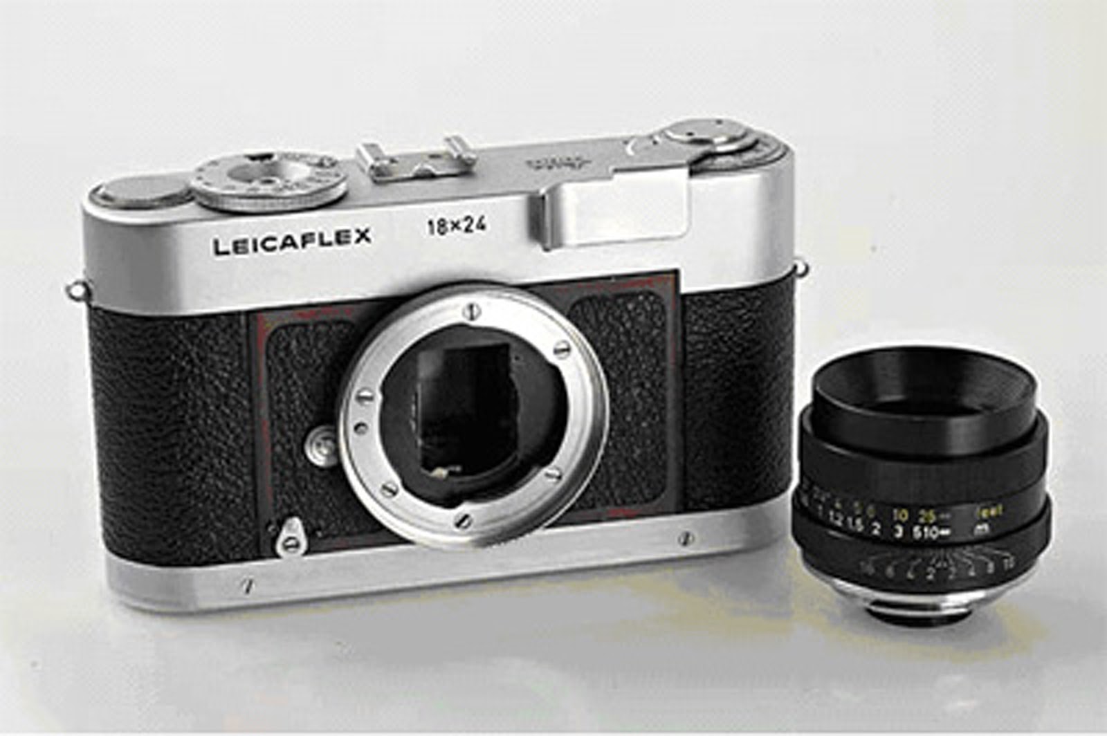 LEICA Barnack Berek Blog: THE EXTREMELY RARE HALF FRAME LEICAFLEX 18 X 24