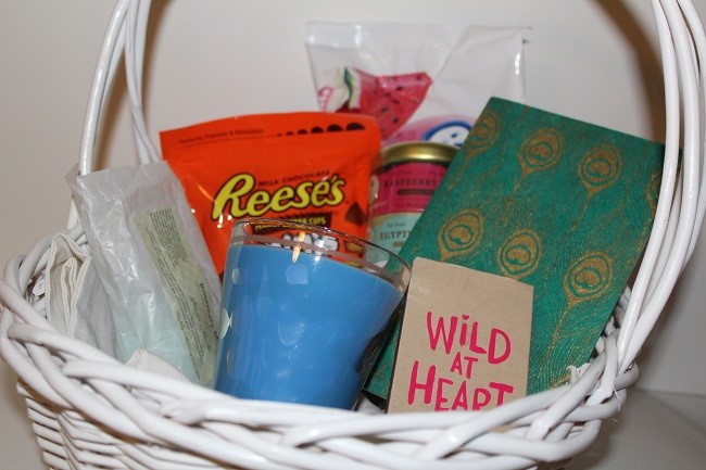 Sparks Ever After: DIY Gift Baskets For Your Favorite College Students