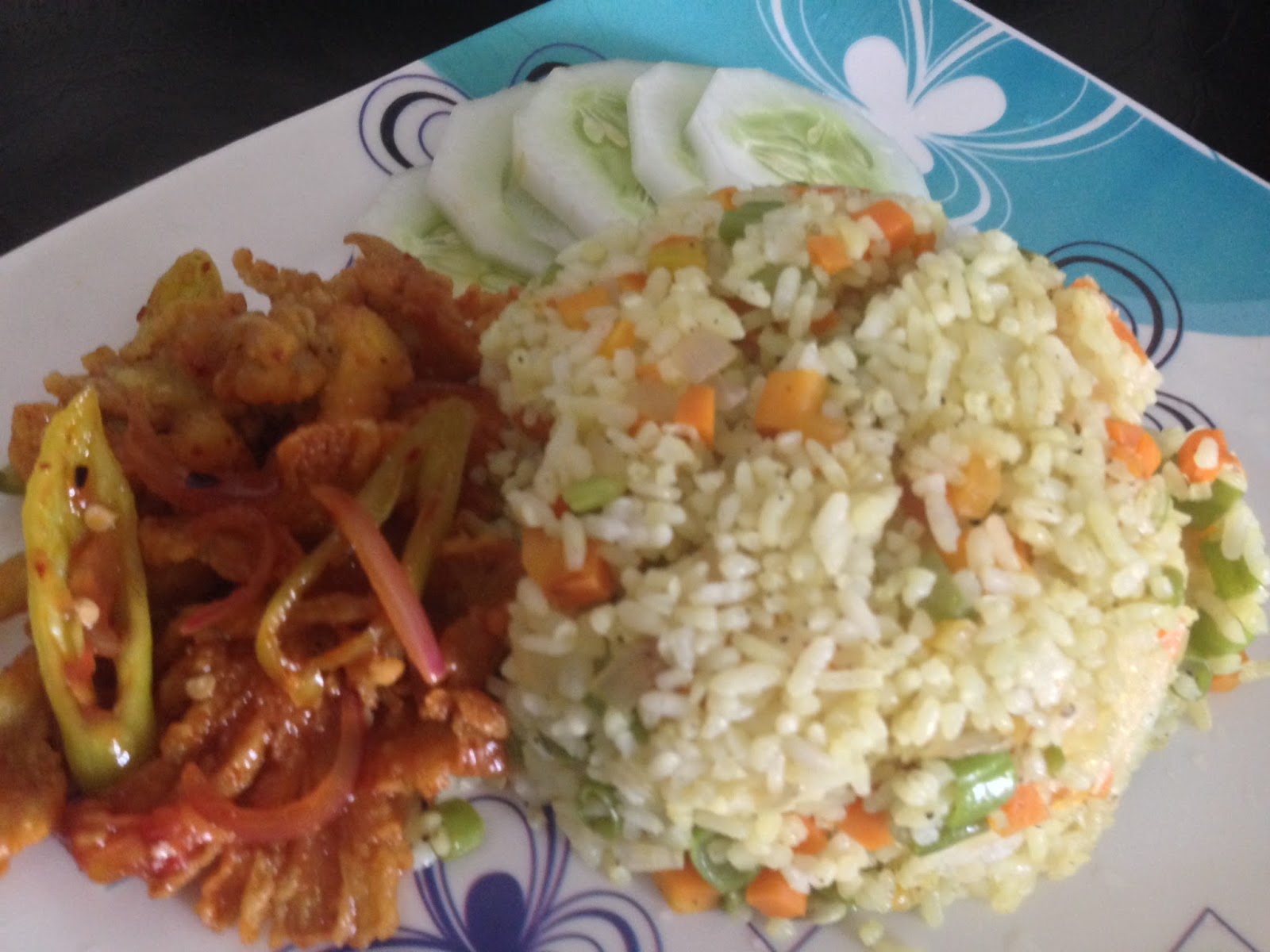 The Vegan Kitchen Sri Lanka: Fried rice from Vegan Kitchen Sri Lanka
