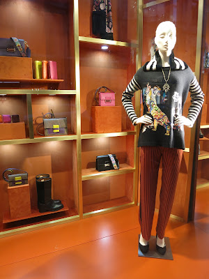 RetailStoreWindows.com: Etro, London