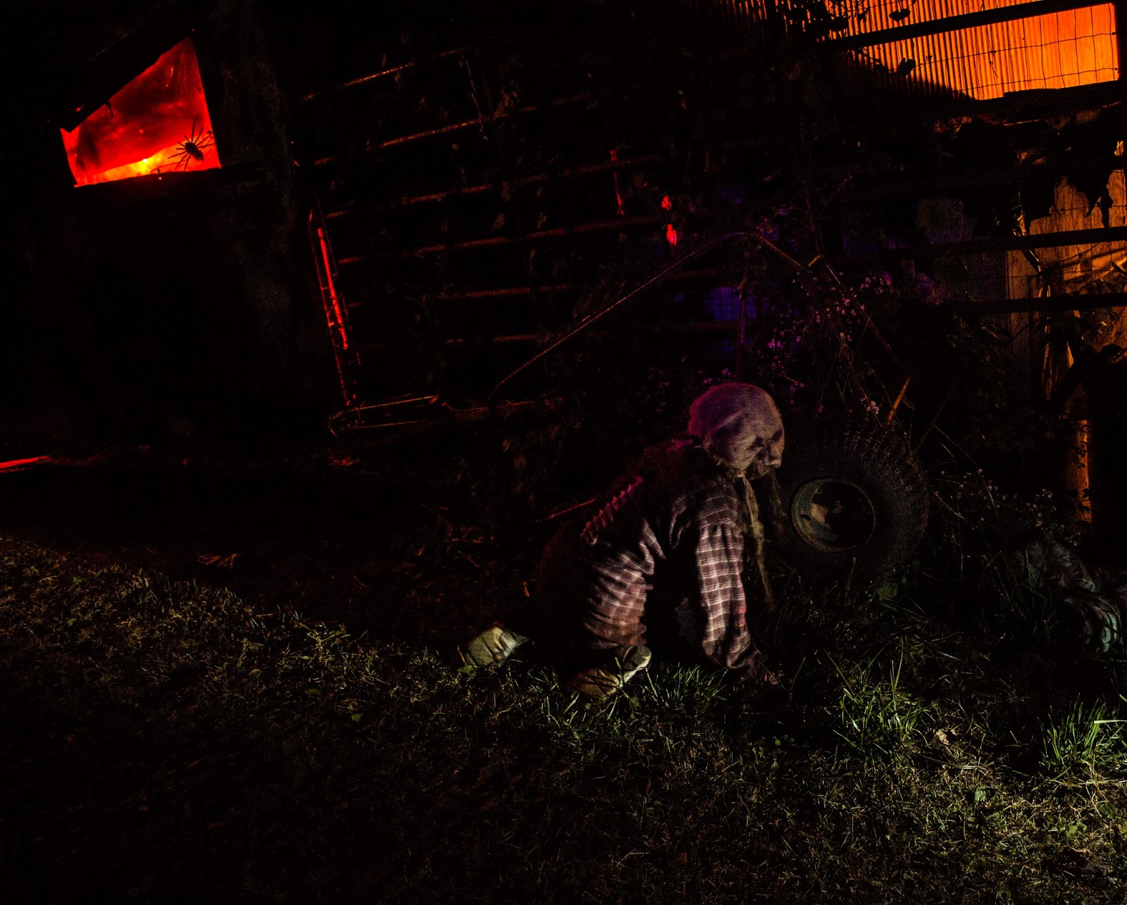 Something wicKED this way comes....: Backwoods Haunted House presents ...