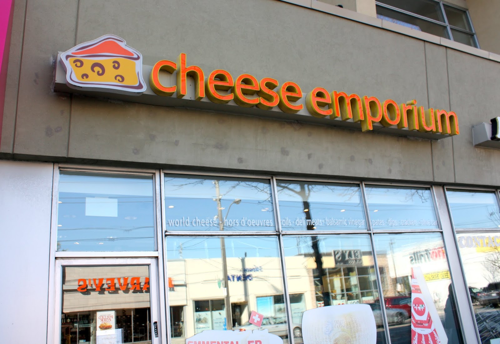 CHEESE PLEASE! - Food Junkie Chronicles