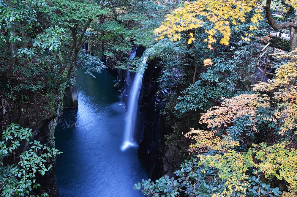 Endless Traveling Map: 7 Places to See Autumn Leaves in Kyushu, Japan