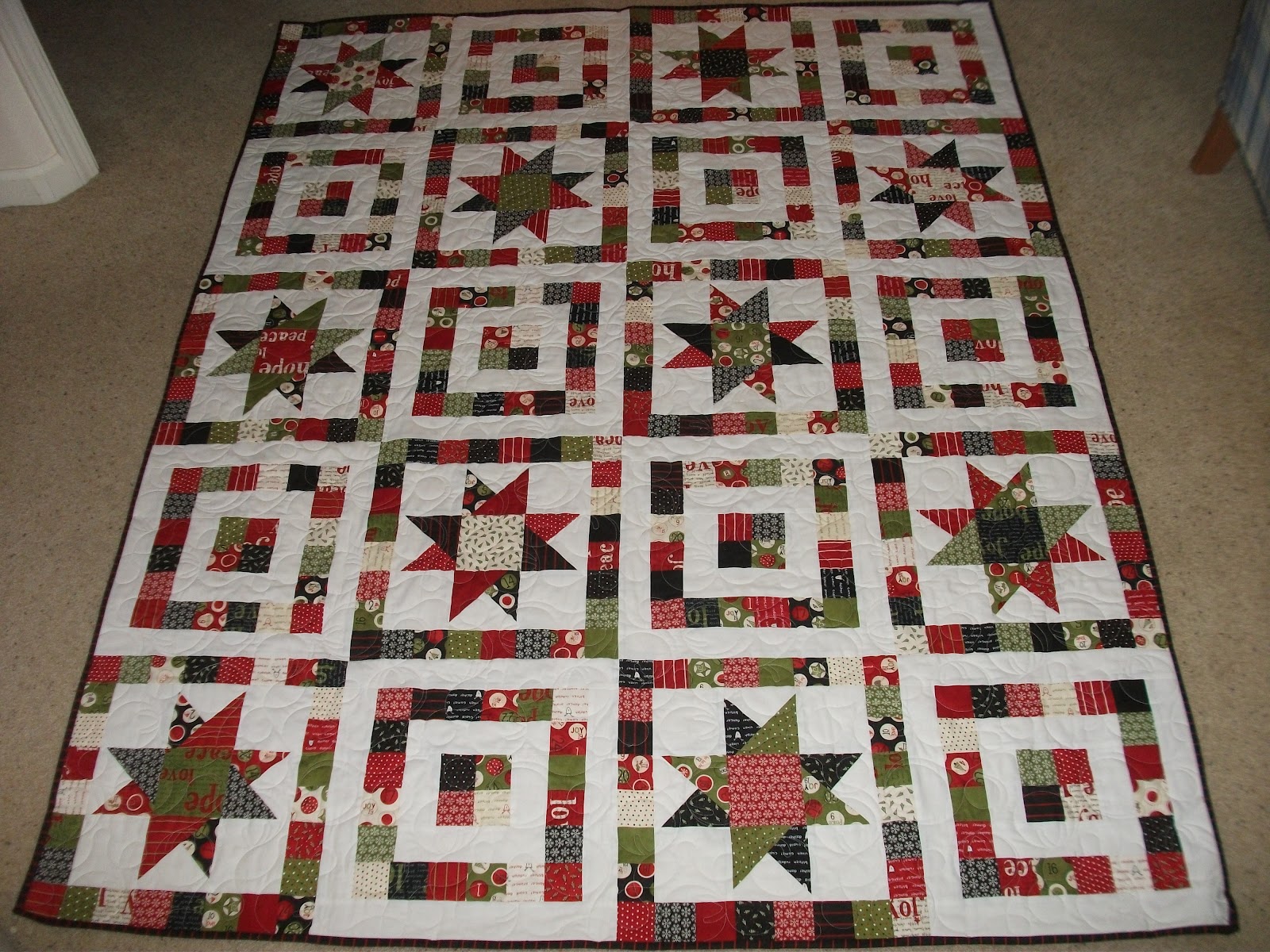 Cozy Little Quilts: Countdown to Christmas Starry Eyed quilt is quilted....