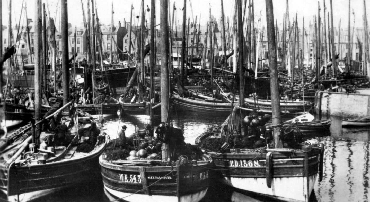 Tour Scotland: Old Photograph Herring Fishing Boats South Harbour ... Tour Scotland: Old Photograph Herring Fishing Boats South Harbour ...