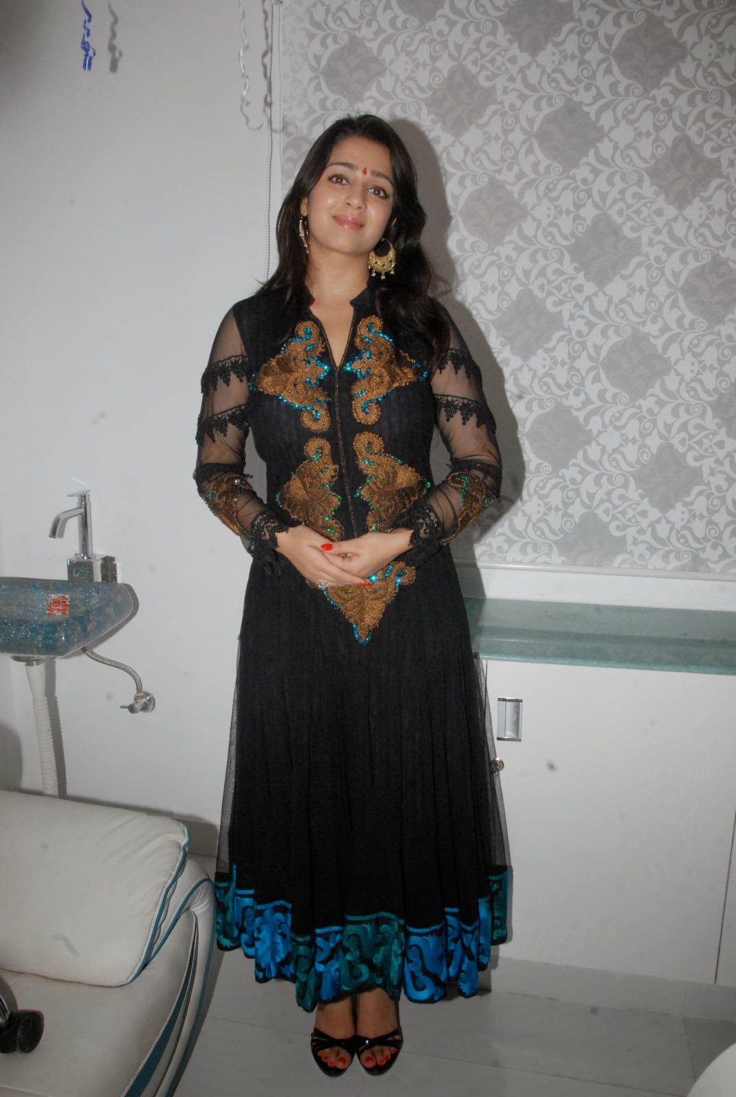 Charmy kaur Hot Actress photos HD Images HD Wallpapers Download