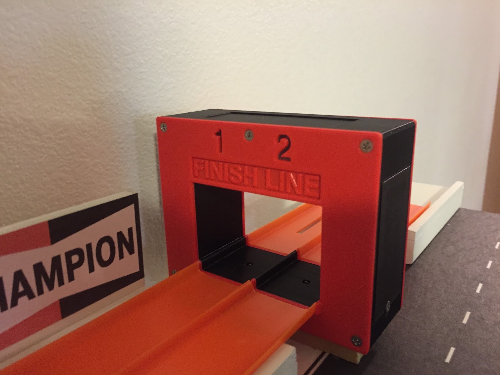 Hot Wheels Racing League: How To Build a Hot Wheels Shelf Track
