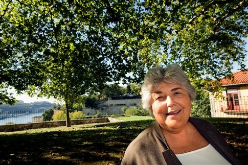 De Rerum Natura: MARIA DE SOUSA SOBRE A CIÊNCIA EM PORTUGAL