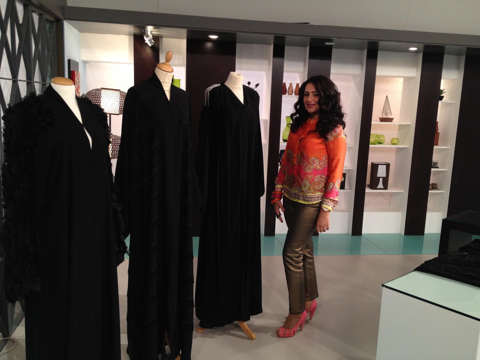 Shaima Rahimi World: Vintage Abaya's by Noora AL-binali