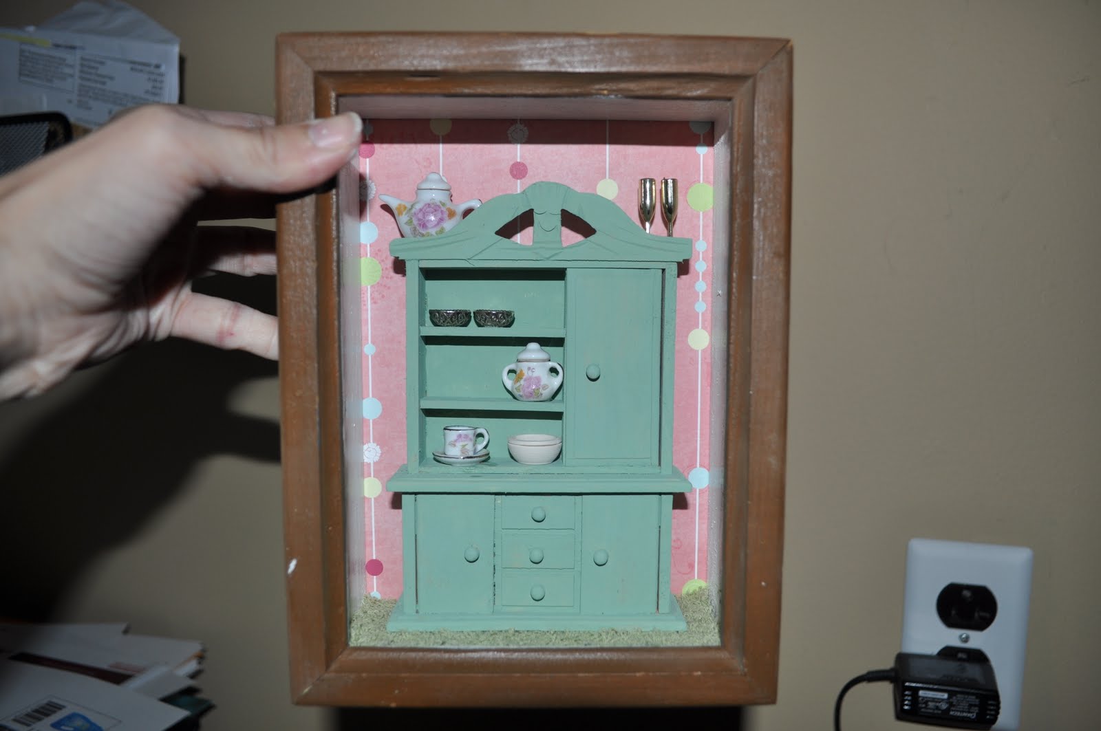 Mind The Little Things: Miniature Vignette