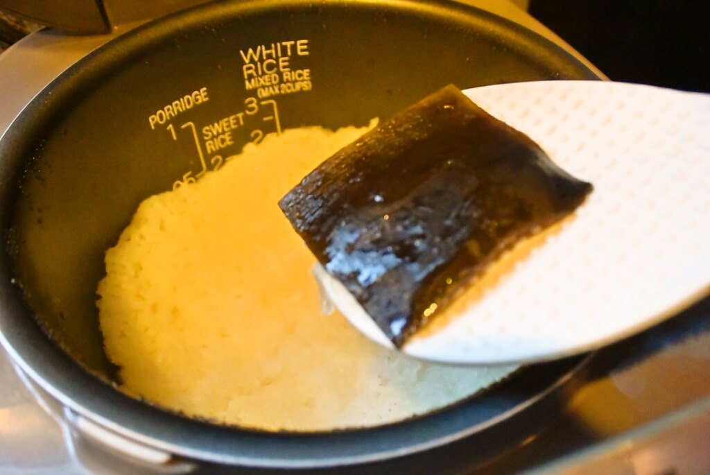 Recipes for Tom: Kabugohan / steamed rice with Japanese turnip