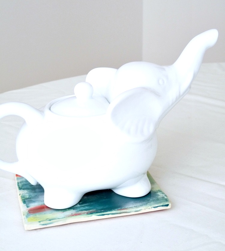 Turn a Tile into a Trivet in One Step | Dans le Lakehouse