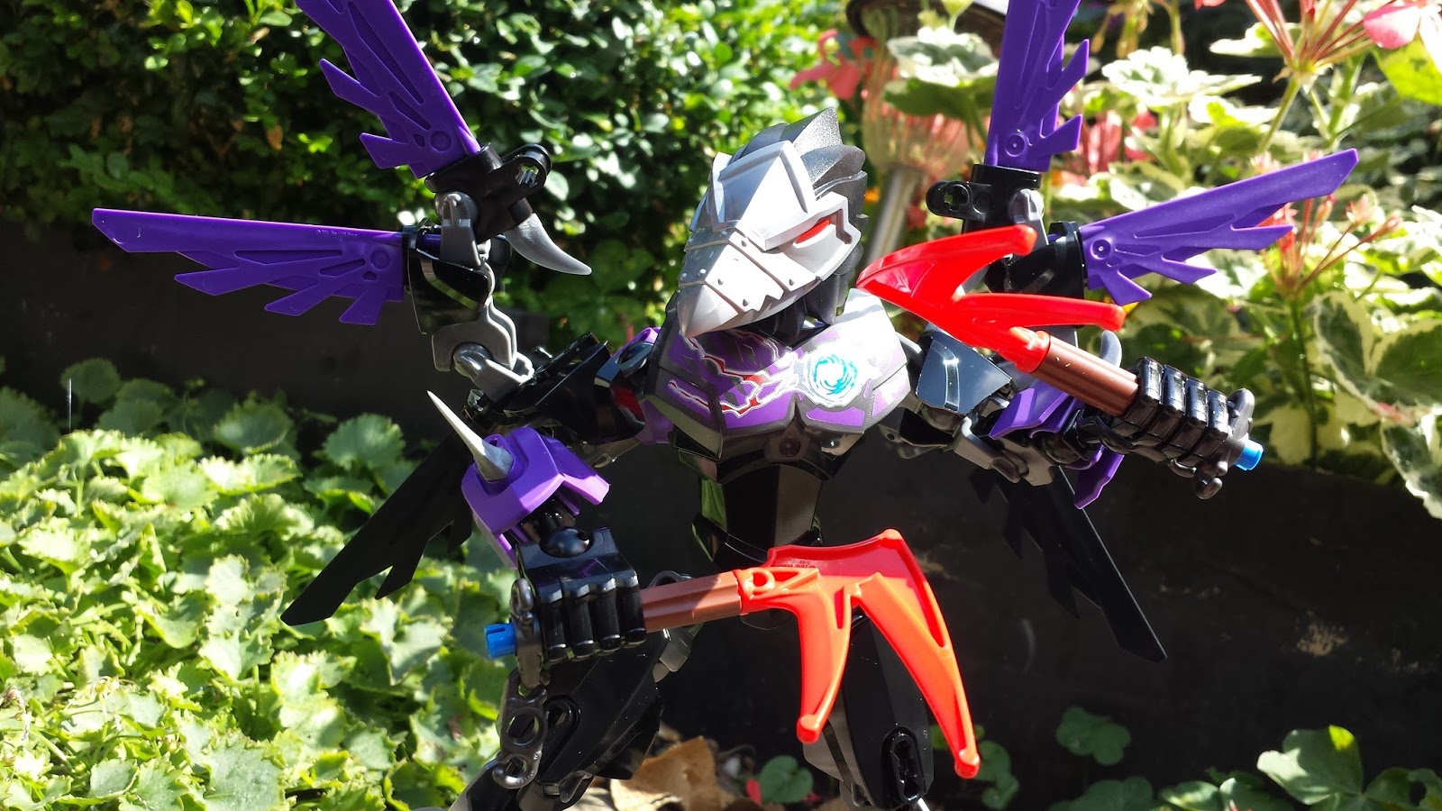 #70205 LEGO Legend of Chima: Chi Razor Ultra build Review ~ Hall0606 Blogs